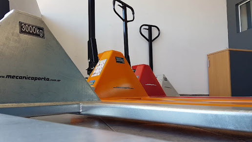 ¿Cuándo Deberías Actualizar Tu Transpaleta? - Industrias Movilift